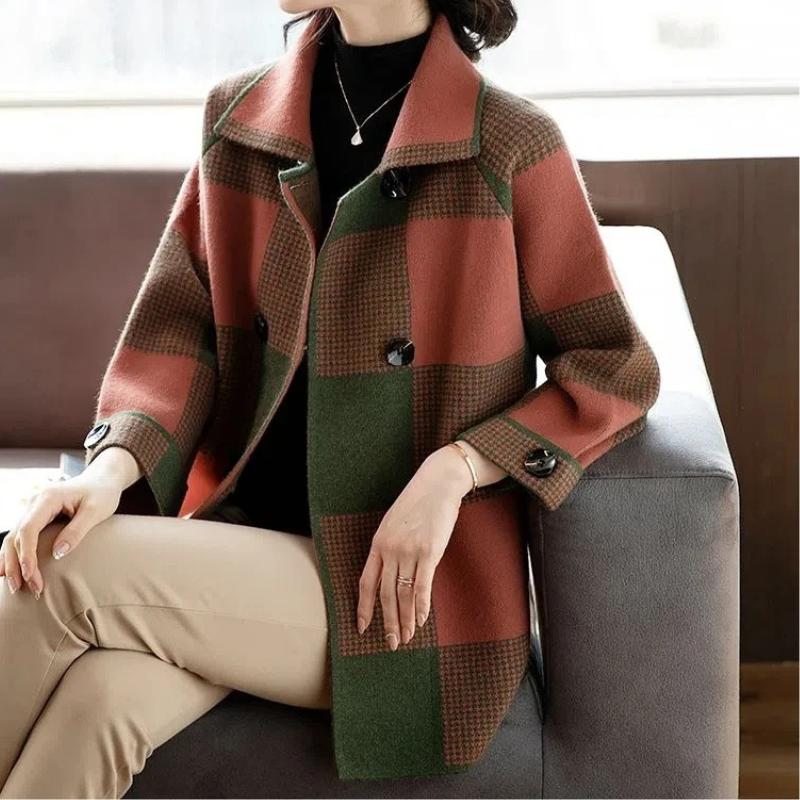 Loren Plaid Coat – York & Miller